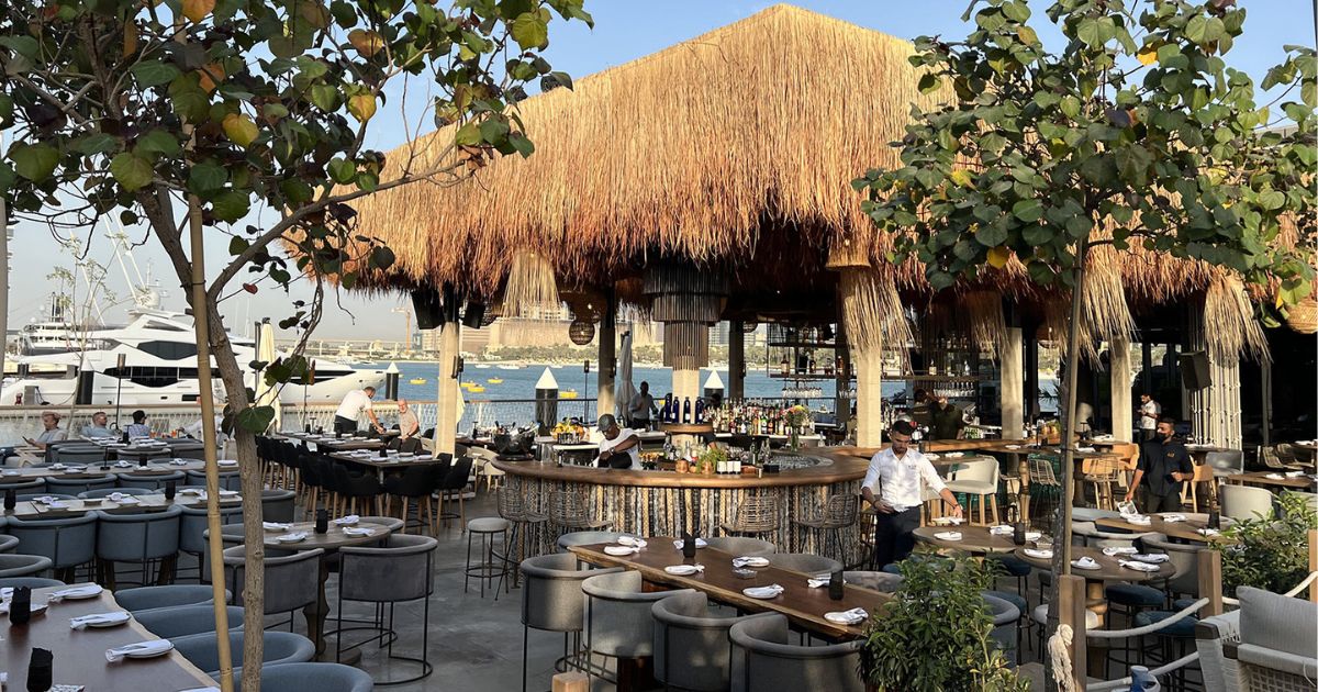 Bar Du Port Dubai: Seductive Waterfront Dining & Cocktails