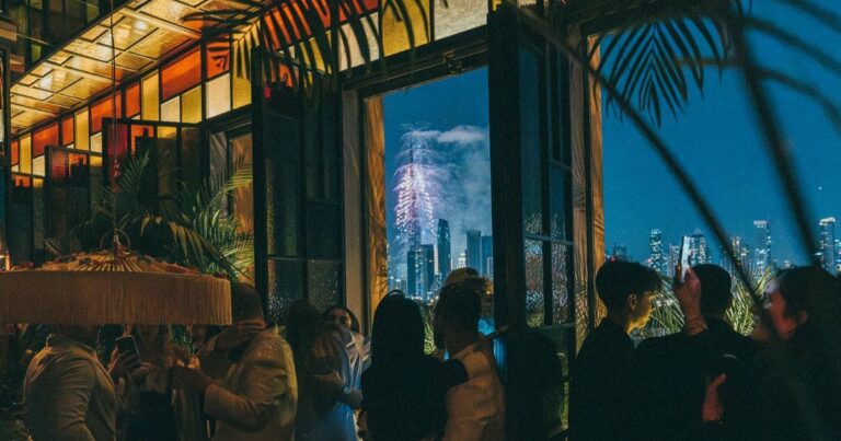 Mimi Kakushi Dubai Guide: Menu, Hours, Bar & Best Tables